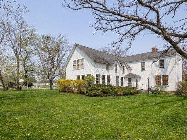 house with 5 bedroom, North Barrington IL DS93187175
