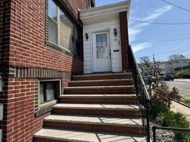 house with 5 bedroom, North Bergen NJ DS102345562