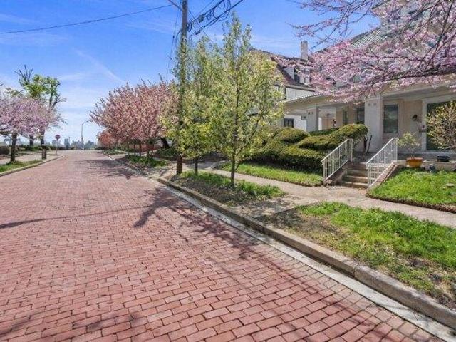 house with 5 bedroom, North Bergen NJ ES104408924