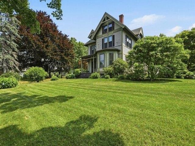 house with 5 bedroom, North Brookfield MA ES104238175