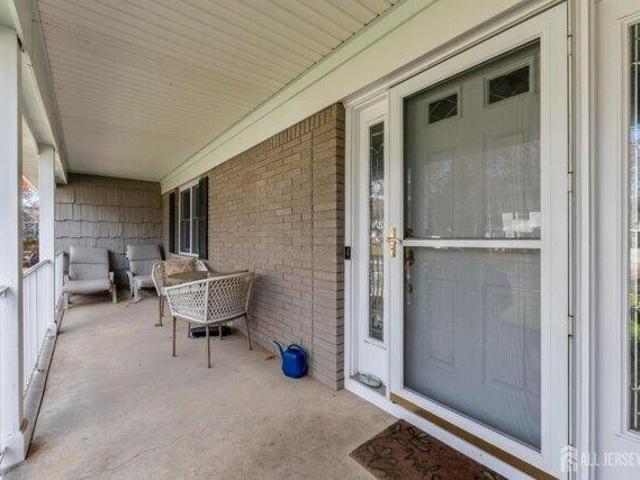house with 5 bedroom, North Brunswick NJ ES105203968