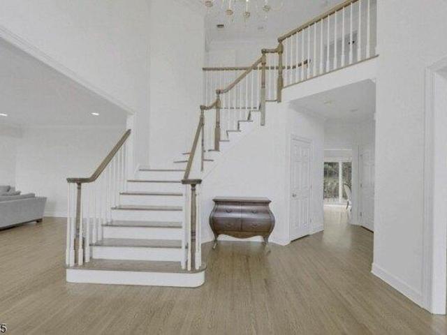 house with 5 bedroom, North Caldwell NJ ES103185933
