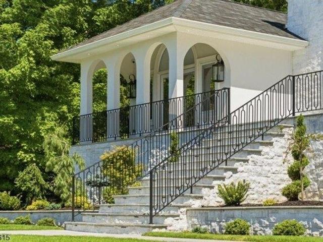 house with 5 bedroom, North Caldwell NJ ES105203670