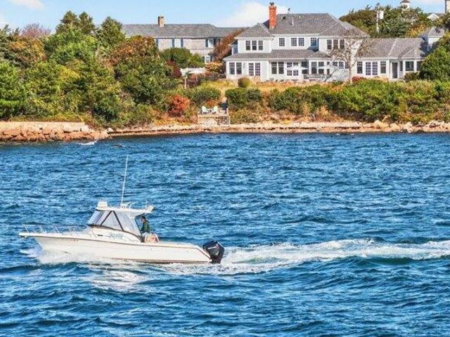house with 5 bedroom, North Falmouth MA DS101747517