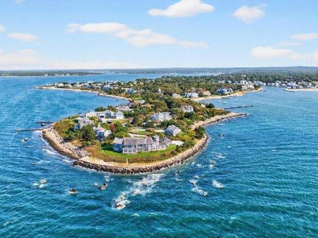 house with 5 bedroom, North Falmouth MA ES105190702