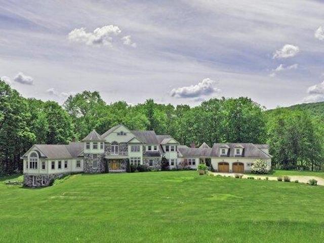 house with 5 bedroom, North Granby CT DS102444854