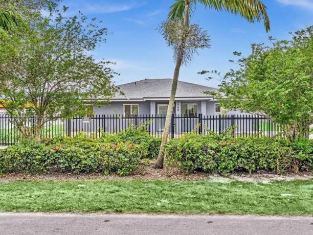 house with 5 bedroom, North Miami FL FL DLS102243810