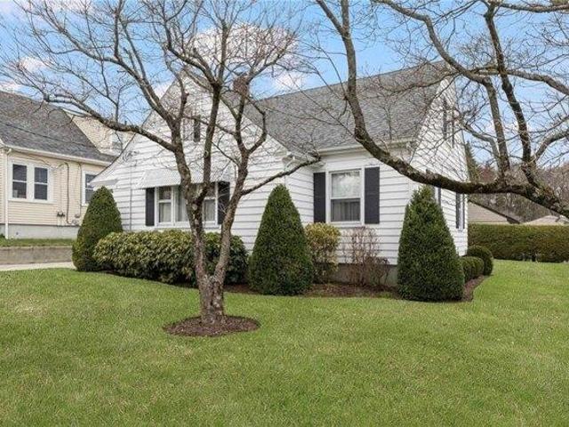 house with 5 bedroom, North Providence RI DS101895700