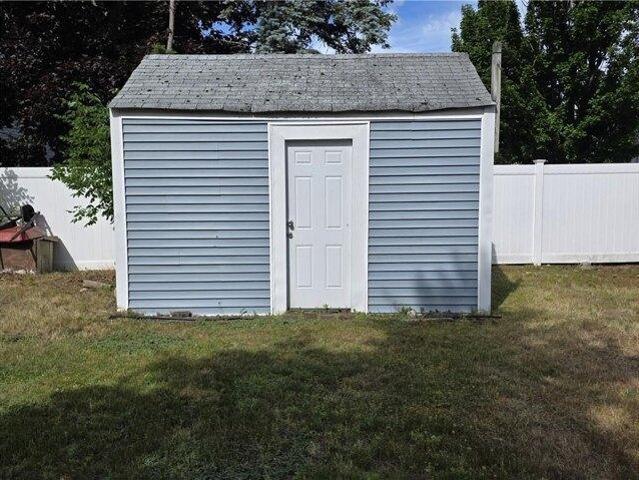 house with 5 bedroom, North Providence RI ES105081296