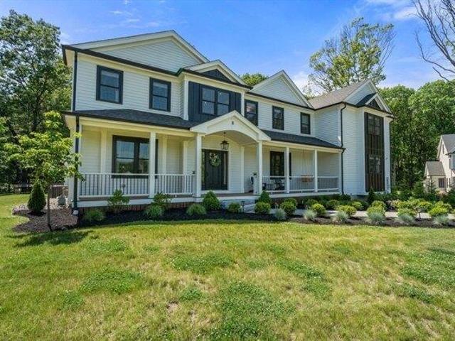 house with 5 bedroom, North Reading MA DLS103128501
