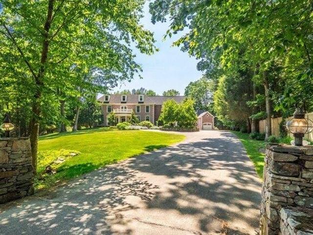 house with 5 bedroom, North Reading MA DS104331090