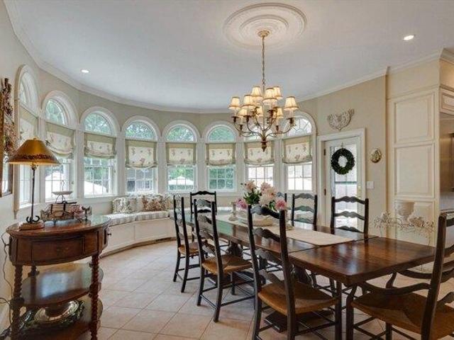 house with 5 bedroom, North Reading MA ES105140910