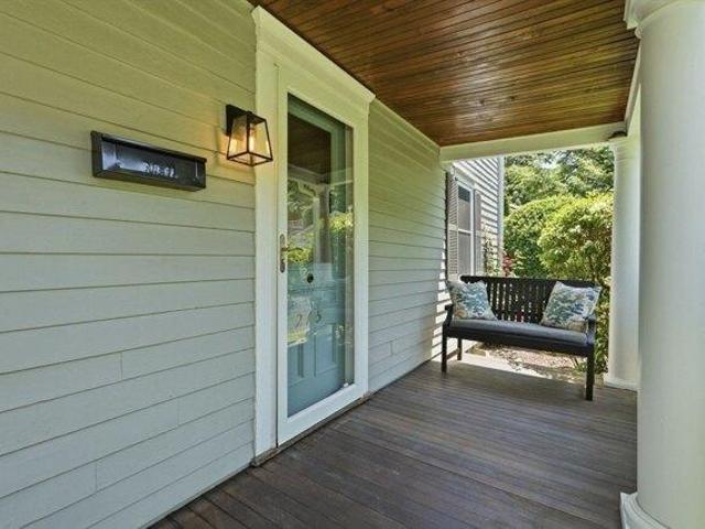 house with 5 bedroom, Northampton MA ES103496250