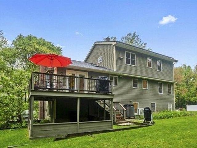 house with 5 bedroom, Northampton MA ES103808982
