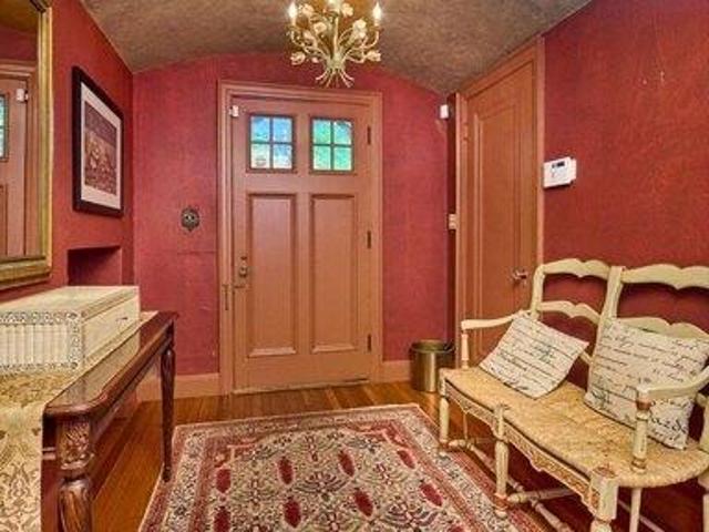 house with 5 bedroom, Northampton MA ES104566837