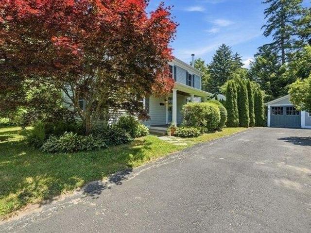 house with 5 bedroom, Northampton MA ES105041749