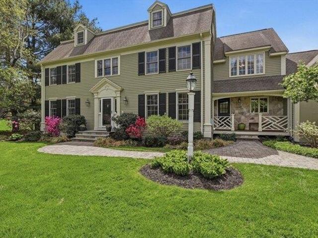 house with 5 bedroom, Northborough MA DS102345736