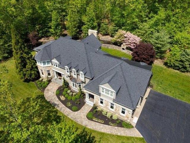 house with 5 bedroom, Northborough MA DS102346362