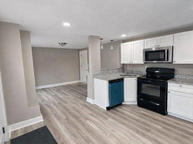 house with 5 bedroom, Northborough MA ES103184660