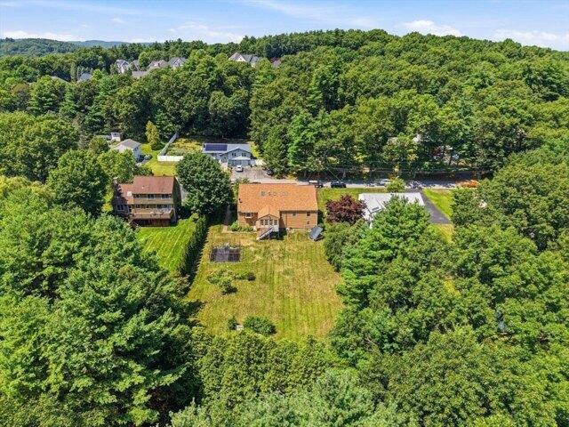 house with 5 bedroom, Northborough MA ES104833654