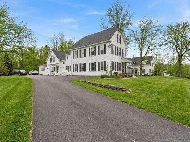 house with 5 bedroom, Northborough MA ES104237460