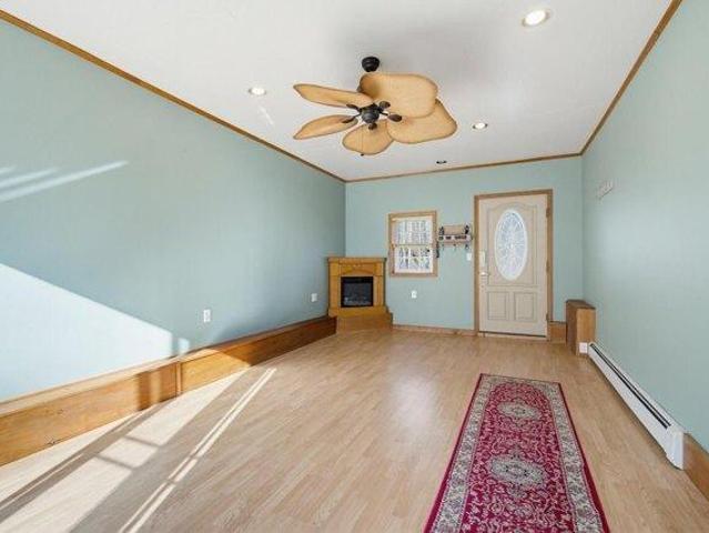 house with 5 bedroom, Northfield NH ES103248313
