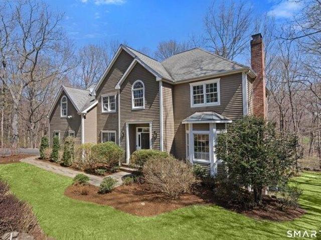 house with 5 bedroom, Norwalk CT DLS102443576