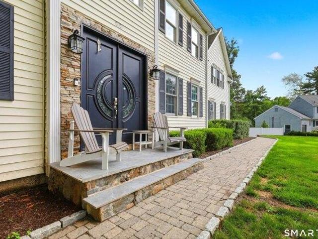 house with 5 bedroom, Norwalk CT ES105126272