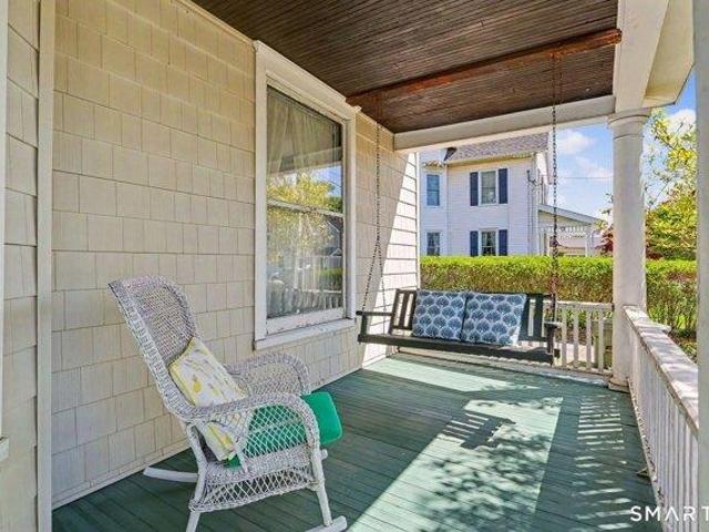 house with 5 bedroom, Norwalk CT ES103159576