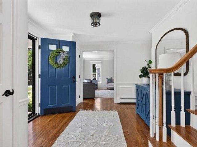 house with 5 bedroom, Norwell MA ES104445825