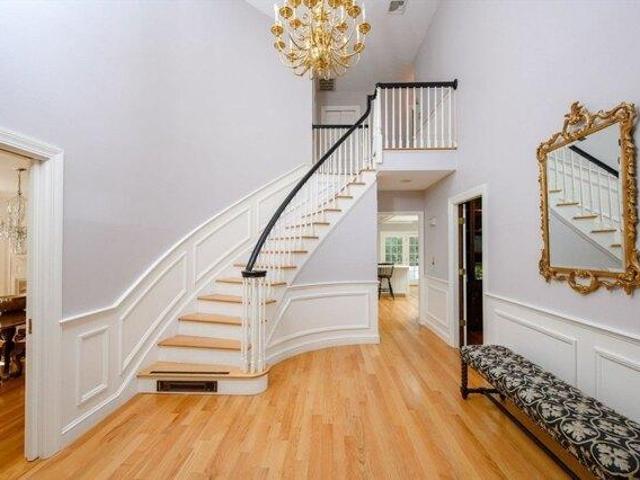 house with 5 bedroom, Norwell MA ES103588168