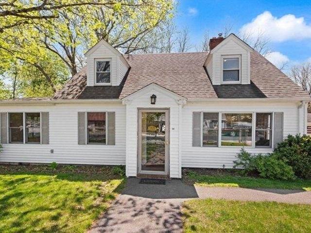 house with 5 bedroom, Norwood MA DS102824957