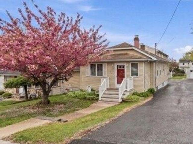 house with 5 bedroom, Nutley NJ DS104149159