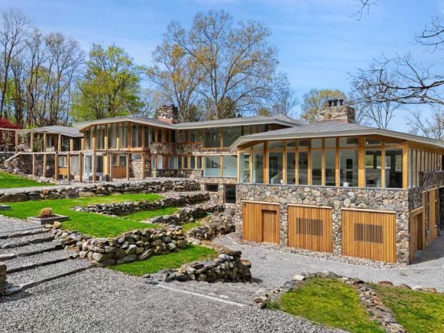 house with 5 bedroom, NY NY DLS101688819