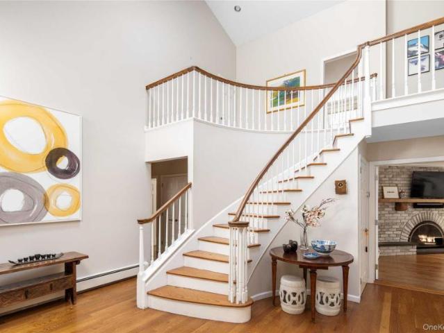 house with 5 bedroom, NY NY ES102018873