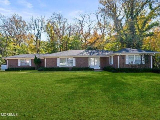 house with 5 bedroom, Oakhurst NJ DS101706465