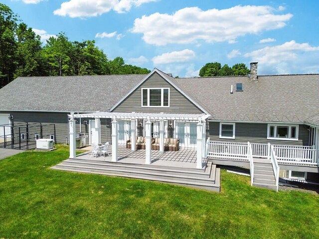 house with 5 bedroom, Oakland ME ES103888346