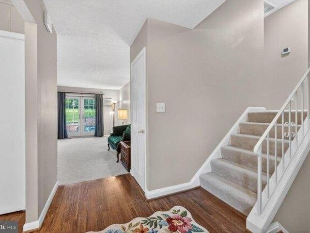 house with 5 bedroom, Olney MD ES104905333