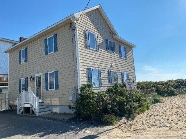 house with 5 bedroom, Old Orchard Beach ME ES104946436