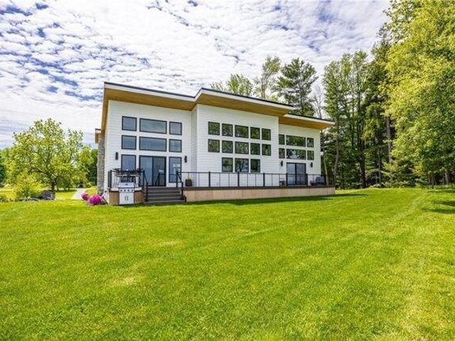 house with 5 bedroom, Ontario NY DS103622214