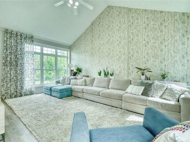 house with 5 bedroom, Ontario NY ES103621779