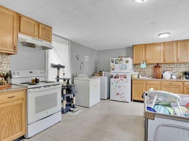 house with 5 bedroom, Palmer MA ES105192861