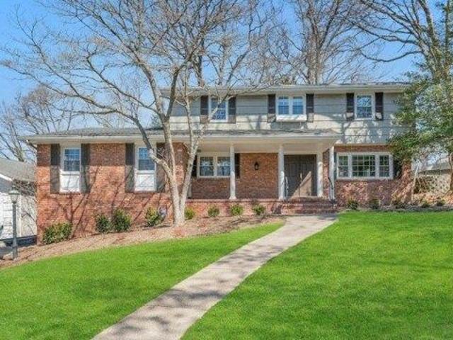 house with 5 bedroom, Paramus NJ DLS101800182