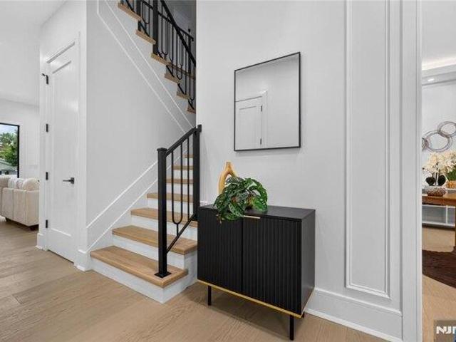 house with 5 bedroom, Paramus NJ ES105124530