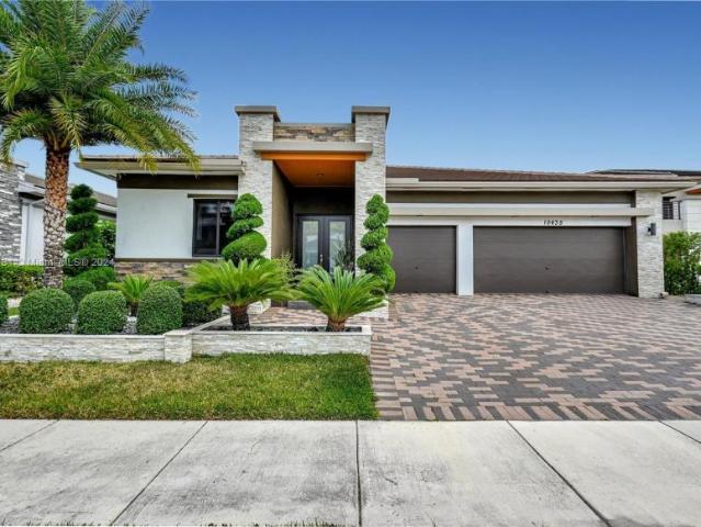 house with 5 bedroom, Parkland Fl FL DS102659300