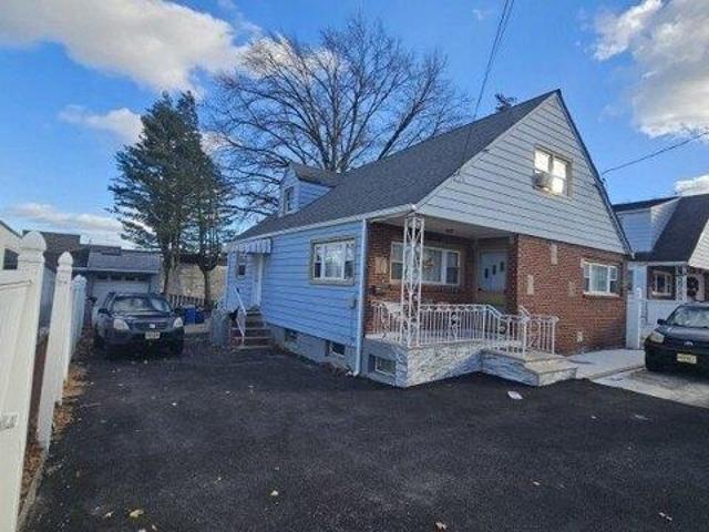 house with 5 bedroom, Paterson NJ ES104408259