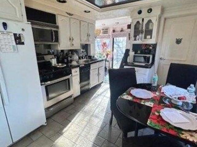 house with 5 bedroom, Paterson NJ ES105191544