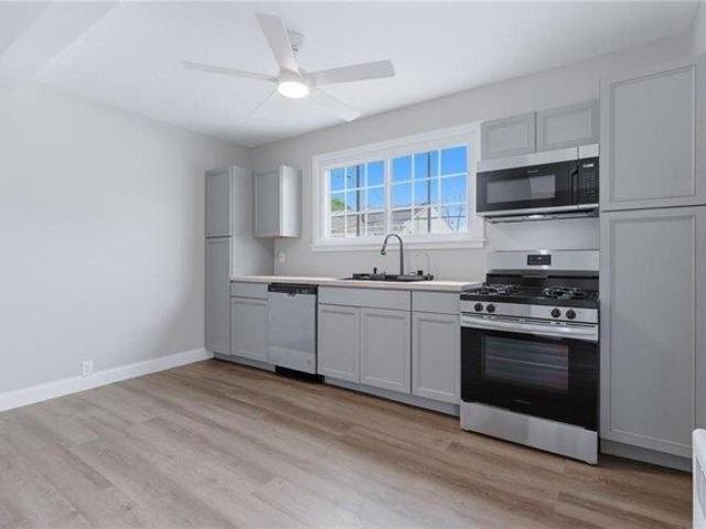 house with 5 bedroom, Pawtucket RI DLS102157259