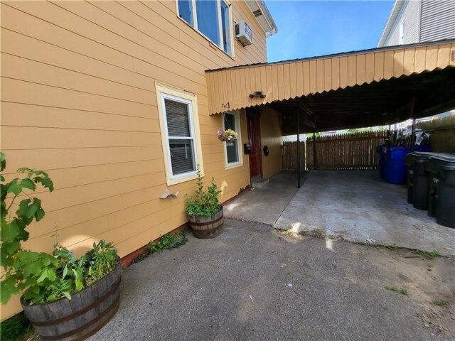 house with 5 bedroom, Pawtucket RI DS103016697