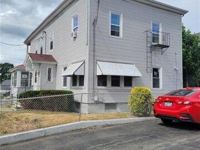house with 5 bedroom, Pawtucket RI DS103097368
